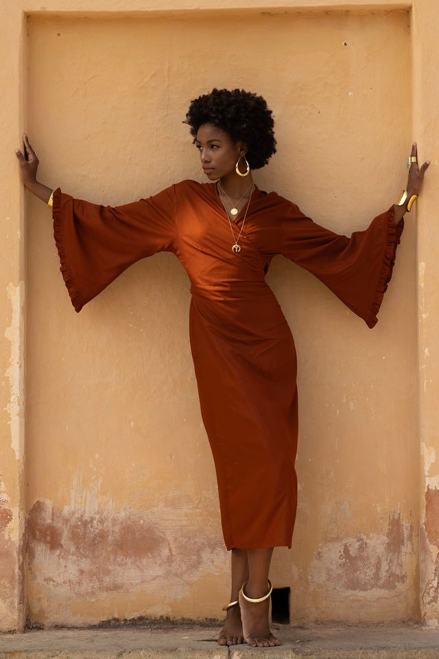 Fea Wrap Frill Maxi Dress - Rust Orange – Veena Vintage