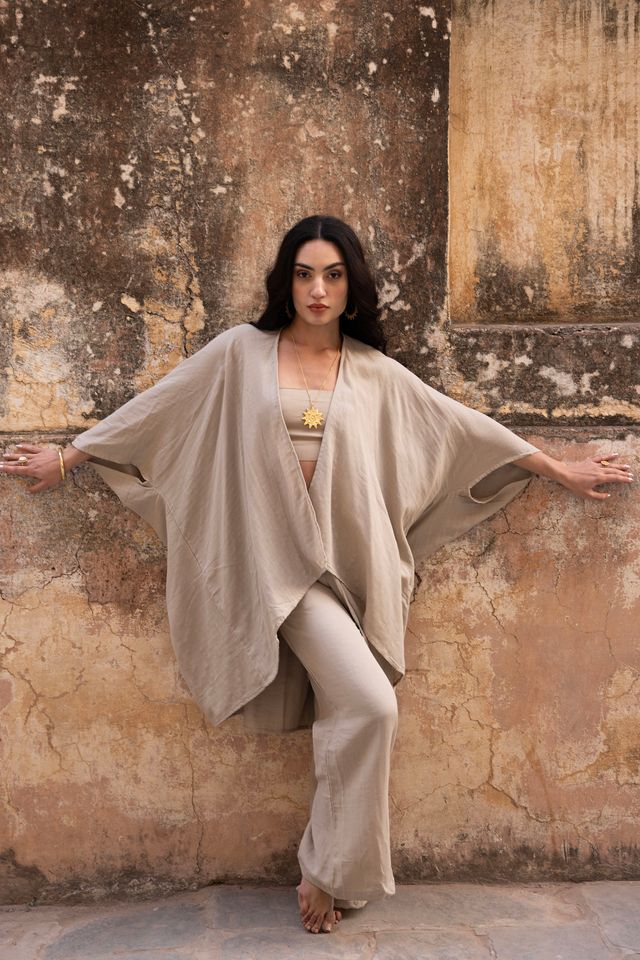 Lea Short Kimono - Beige – Veena Vintage